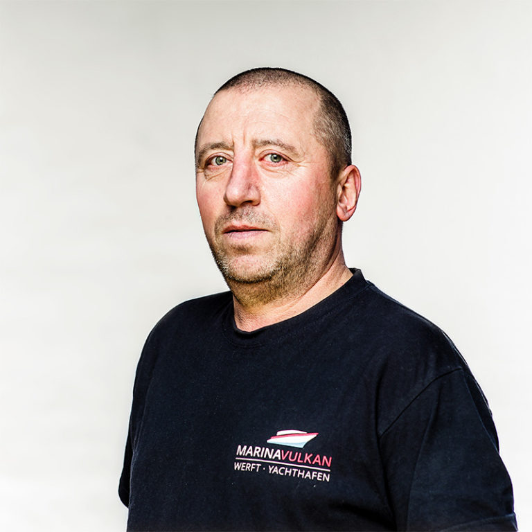 Erfahren Sie mehr über Team von Marina Vulkan Wert